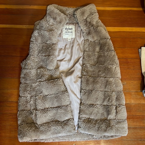 dylan | Jackets & Coats | Fuzzy Vest | Poshmark